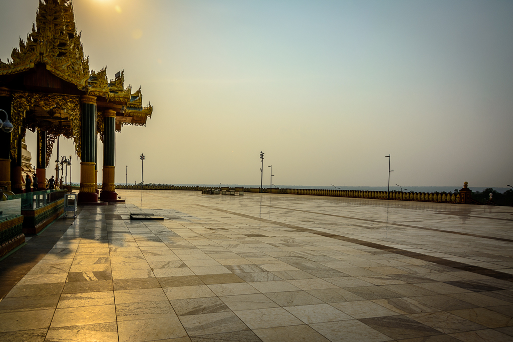 The coolest ghost town ever - Naypyidaw : One way ticket to Paradise